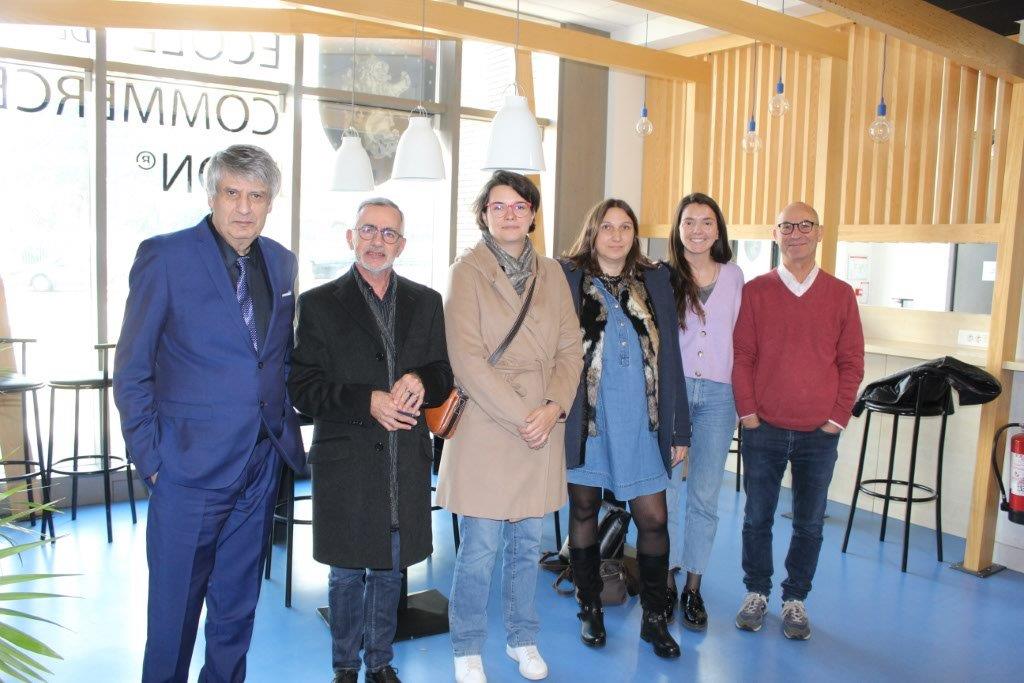 Mário Máximo apresentou o seu mais recente livro de poemas no ILCP de ...