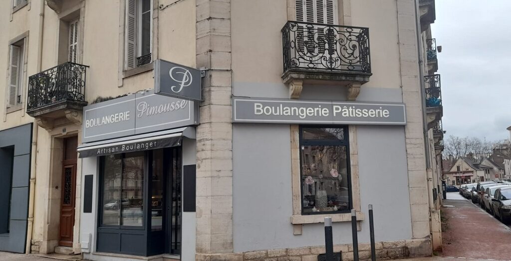 Broa portuguesa nas padarias artesanais “Pimousse” em Dijon – LusoJornal