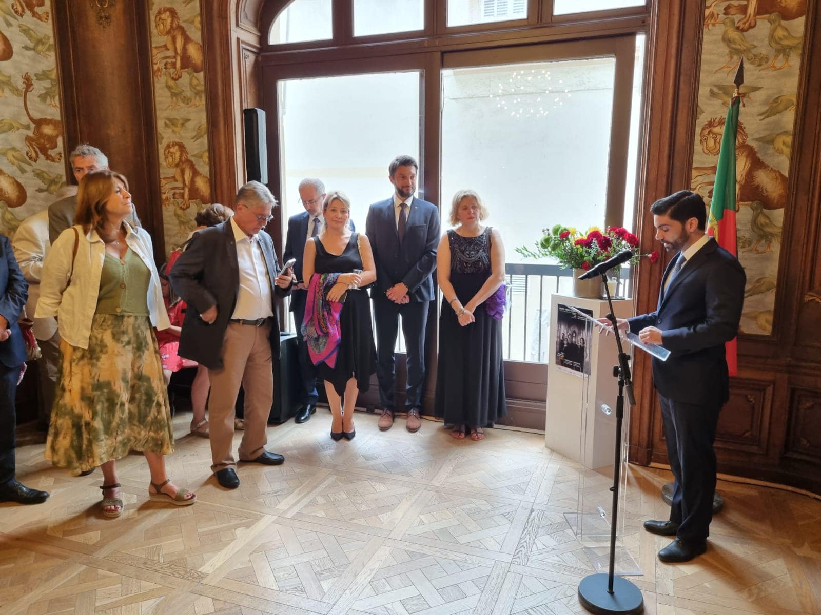 Consulado português em Marseille comemorou 200 anos e homenageou ...