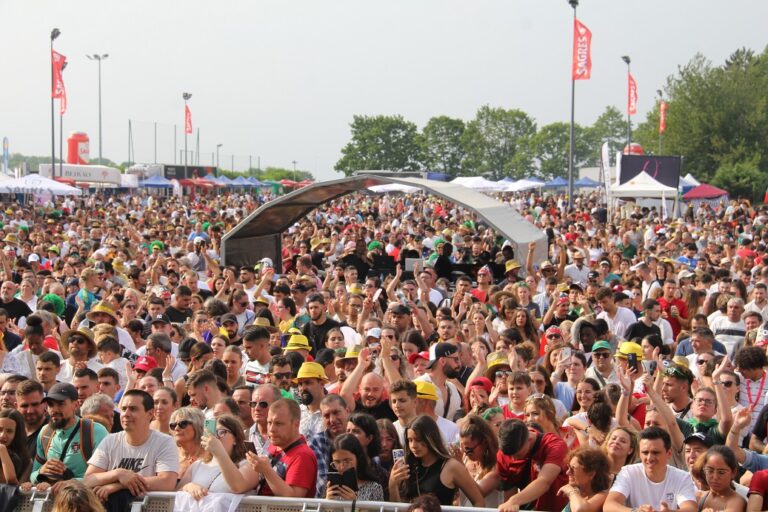 Festival do Emigrante em Herblay foi um “franco sucesso popular ...