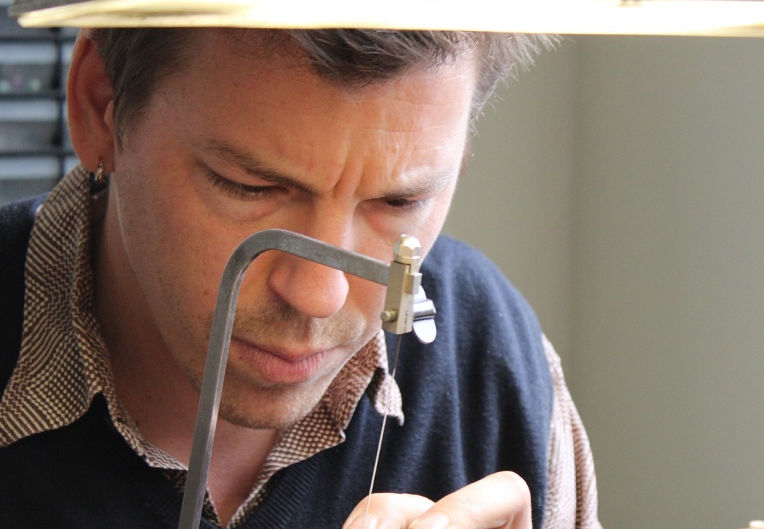 Câmara de Oleiros cede antiga escola ao joalheiro francês Mathieu ...